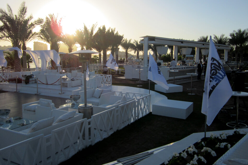 Branding and Personalization – Dubai Creative Plastics